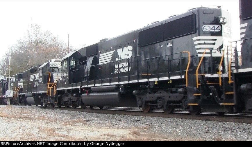 5-Engine Gravel train